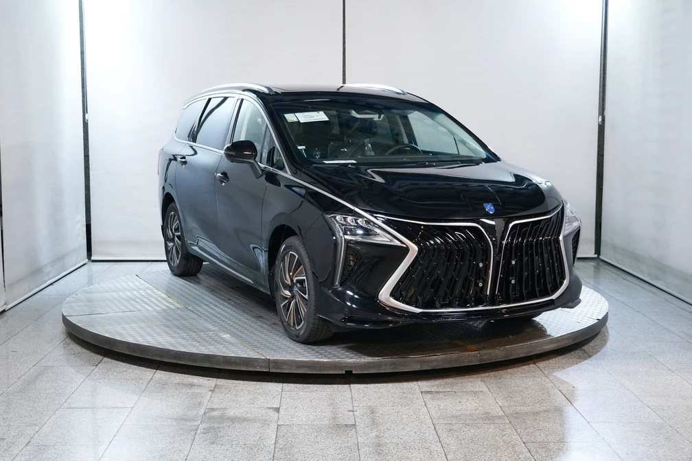 خرید و فروش FMC سوبا M4 هفت نفره مدل 1402 نقد و اقساط