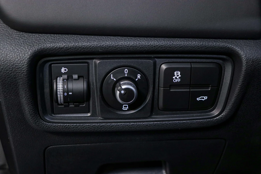 خرید و فروش KMC J7 اتوماتیک مدل 1403 نقد و اقساط