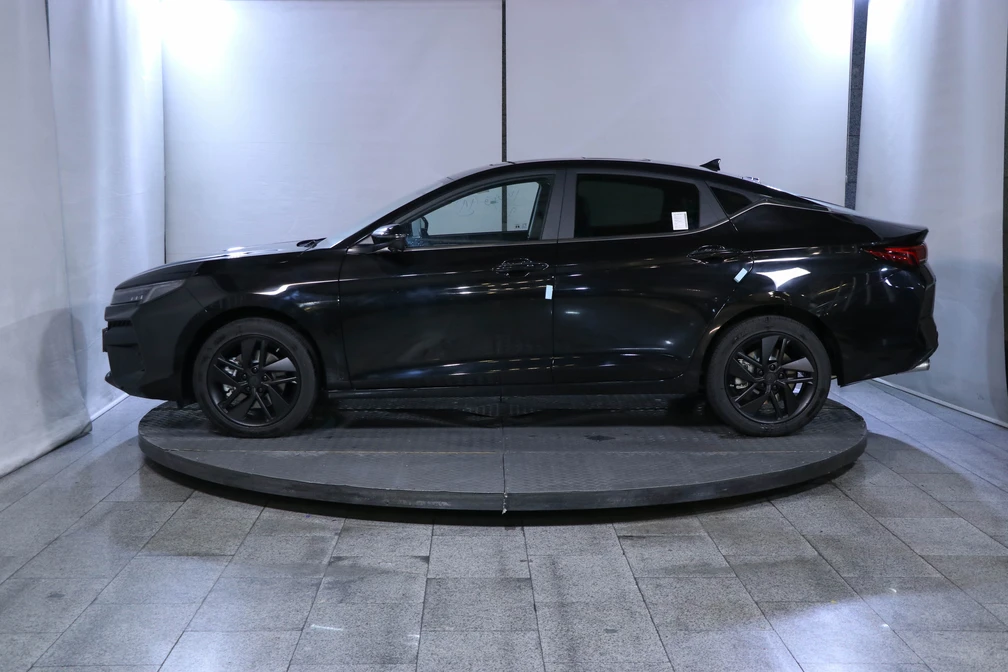 خرید و فروش KMC J7 اتوماتیک مدل 1403 نقد و اقساط