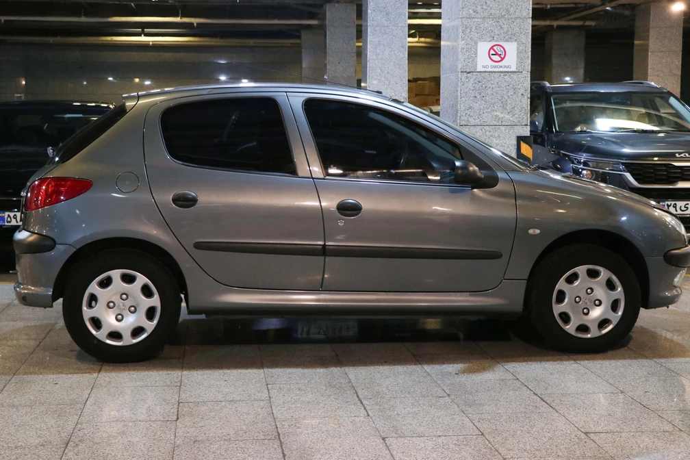 خرید و فروش پژو 206 تیپ 2 مدل 1400 نقد و اقساط